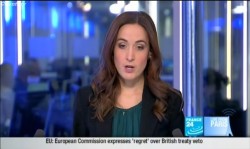Claire Pryde - France24 - Page 3 - TvNewsCaps